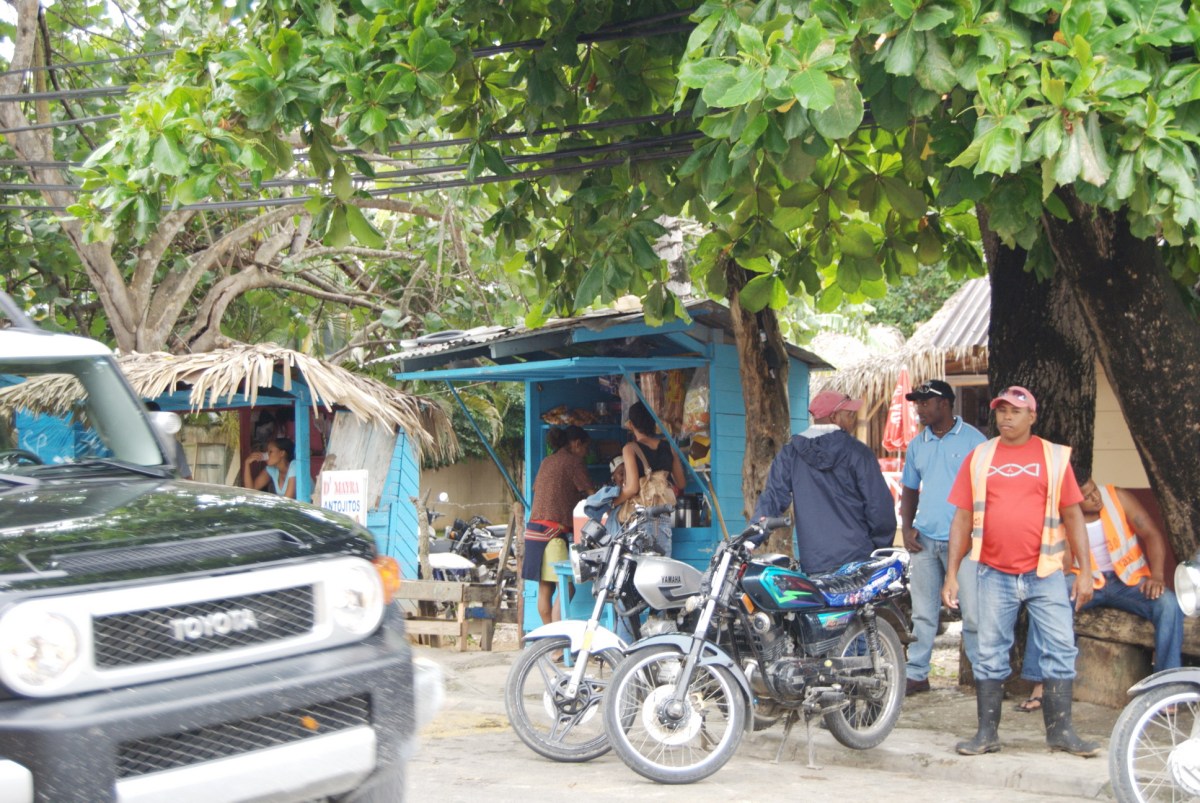 Motoconcho, el taxi dominicano.